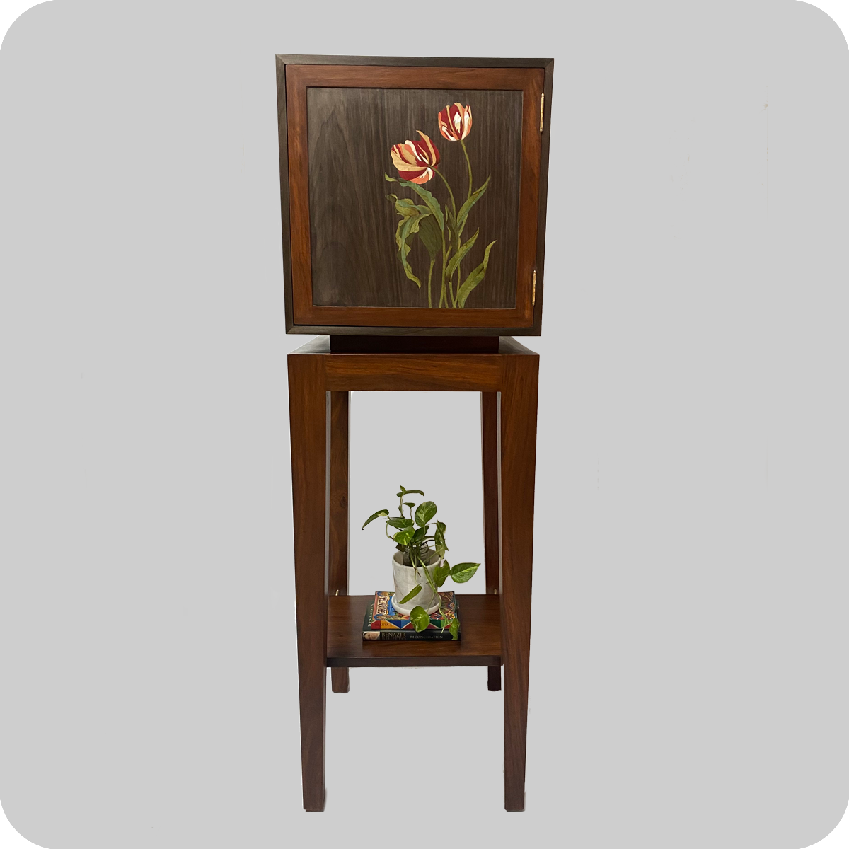 Tulip Box Cabinet – Topstone